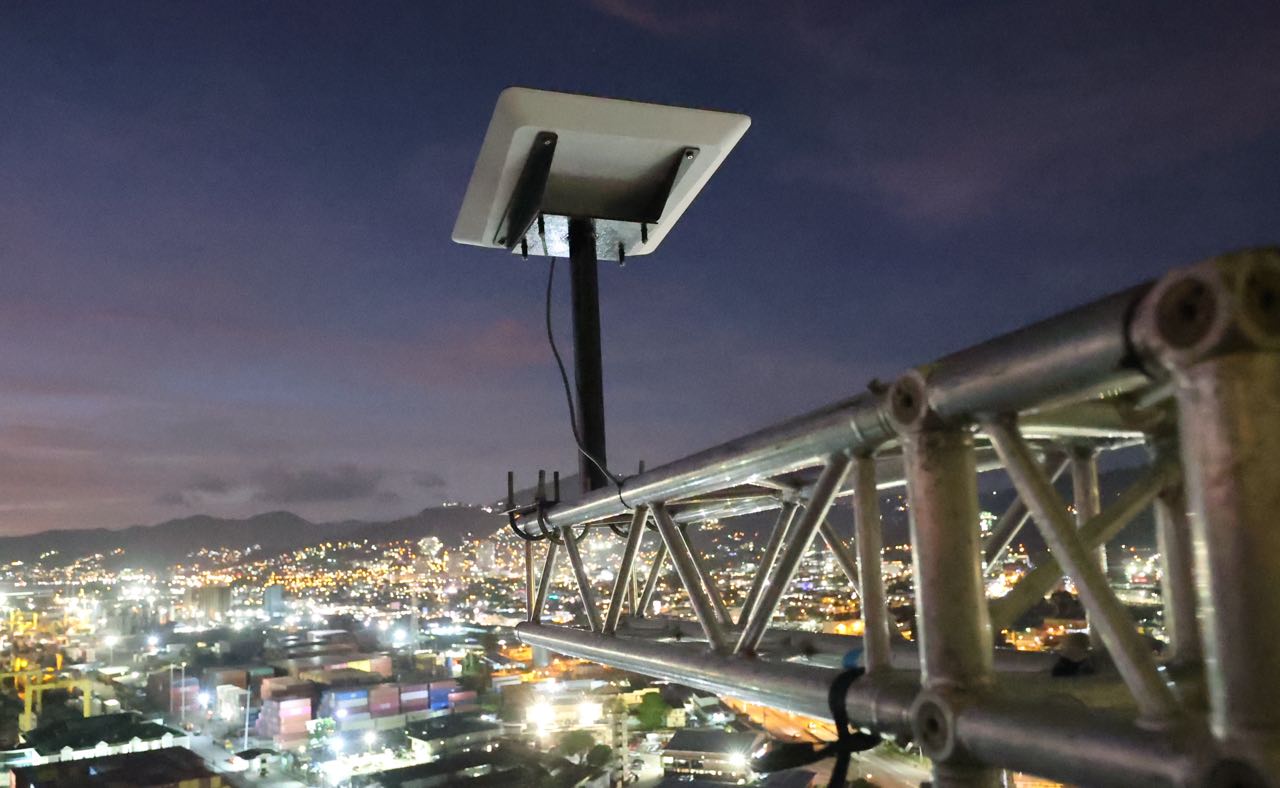 bMobile partners with Neptune for satellite based network resilience ...